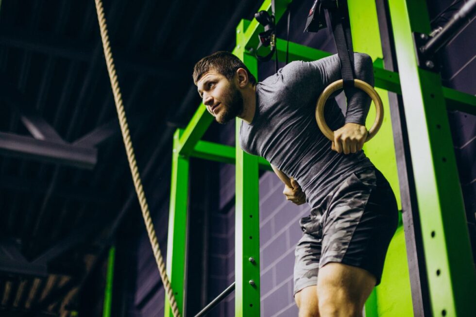 Anneaux : augmentez force et stabilité en street lifting