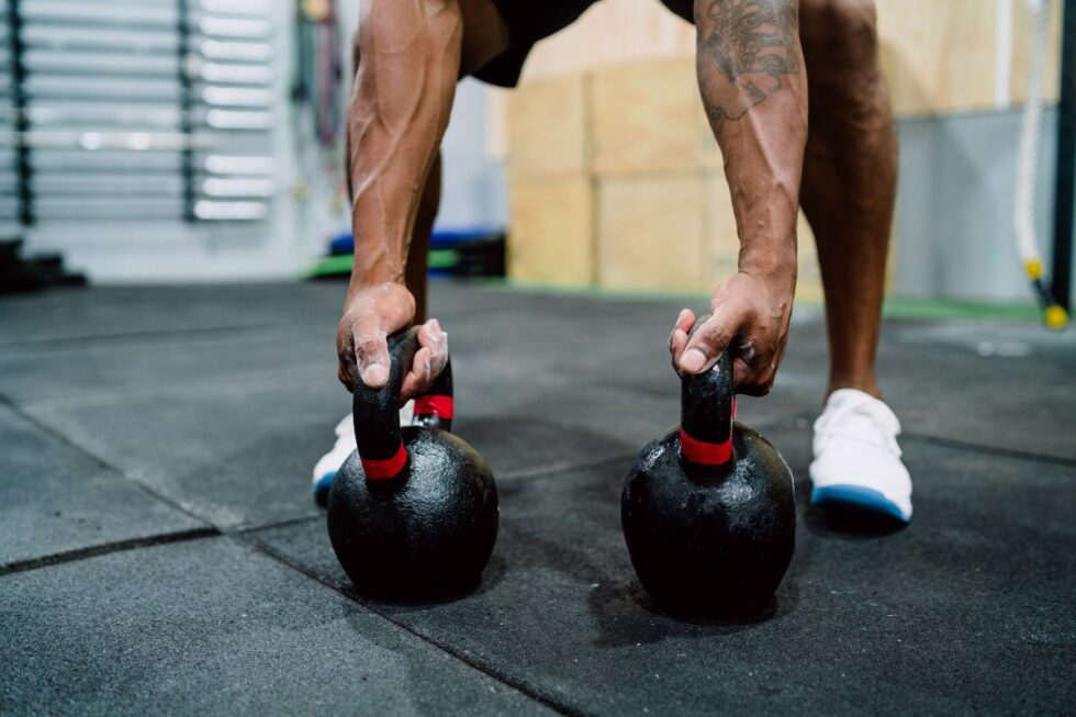 Finis avec la planche classique : Ces 8 exercices de gainage avec ...